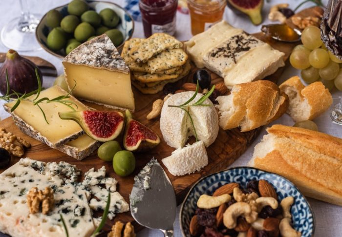 How to Create a Beautiful French Cheese Platter