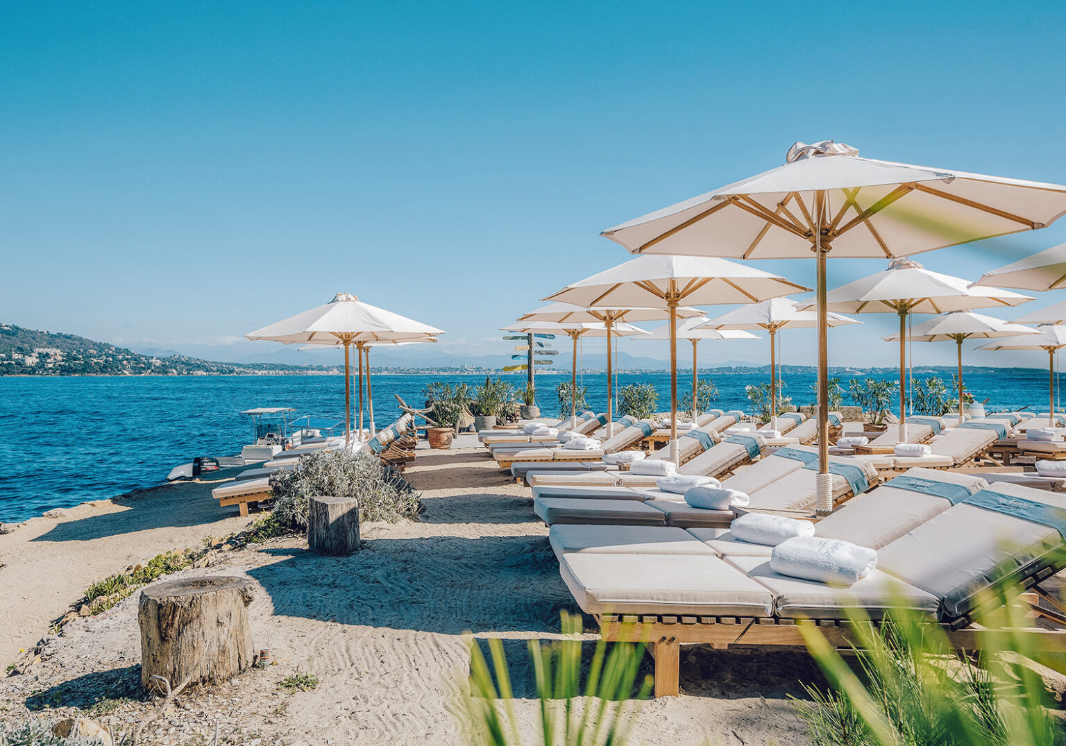 La Guérite: a Trendy Island Restaurant